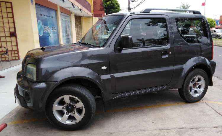 Tumomo.com Vendo jeep suzuki jimmy 2015