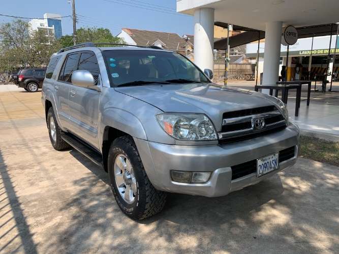 Tumomo.com Toyota runner 2006 v6 4x4