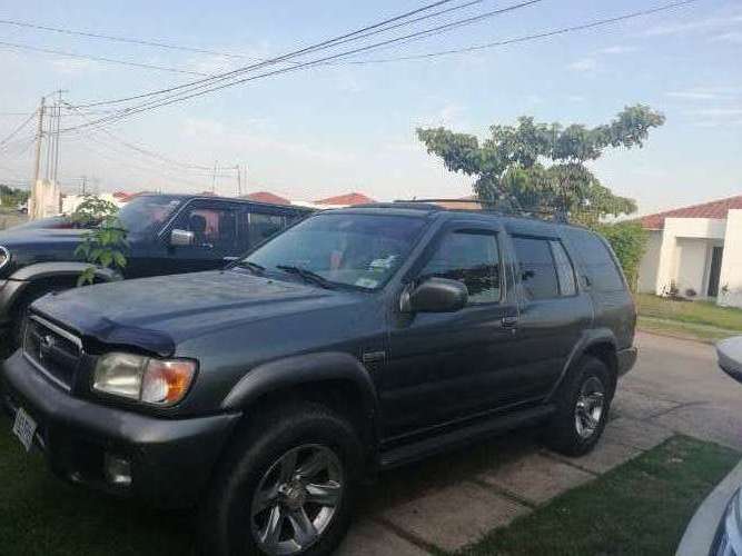 Tumomo.com Vendo vagoneta nissan pathfinder 20