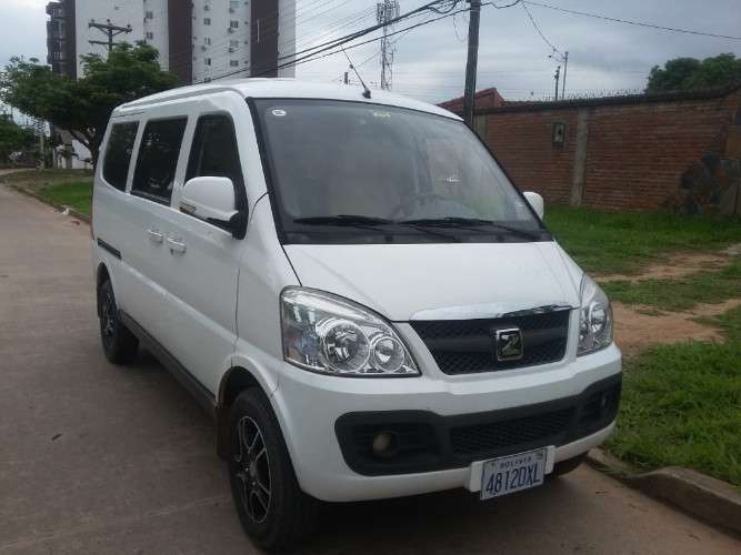 Tumomo.com Vendo minibus zotye v10 año 2018