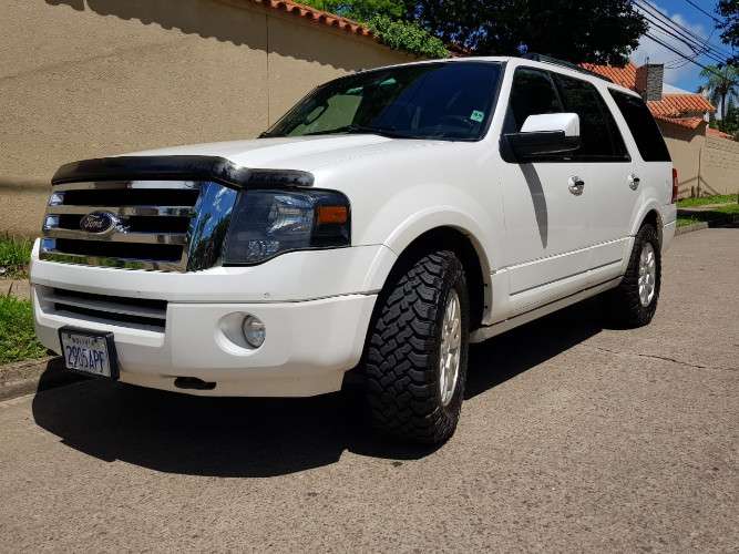 Tumomo.com Vendo vagoneta ford expedition limi