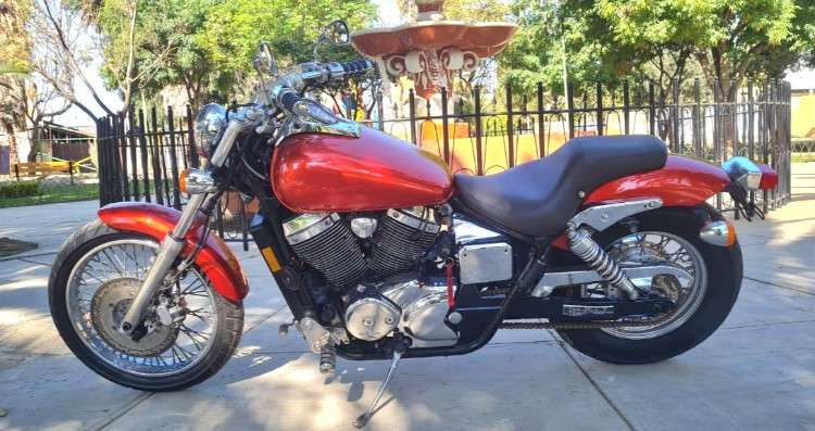 Tumomo.com Honda shadow vt-750 spirit