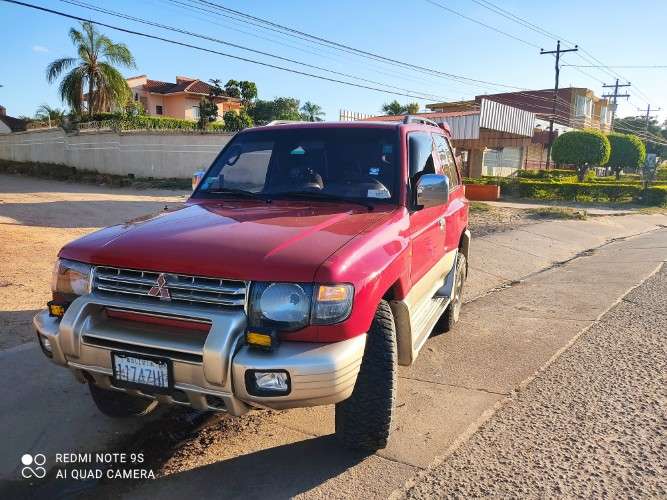 Tumomo.com Jeep mitsubishi montero original 4x