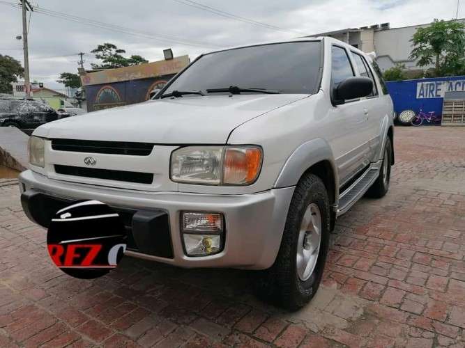 Tumomo.com Vagoneta nissan infiniti pathfinder