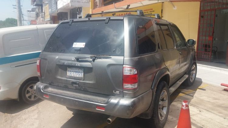 Tumomo.com Vendo vagoneta nissan pathfinder 20