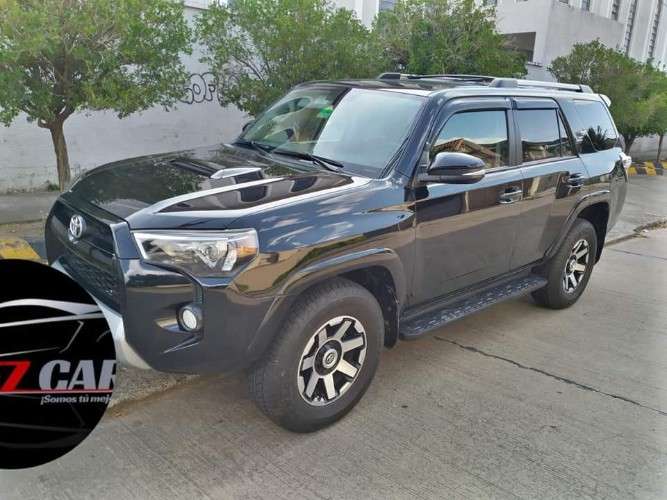 Tumomo.com Vagoneta toyota runner 2018 trd off