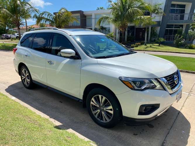 Tumomo.com Vagoneta nissan pathfinder