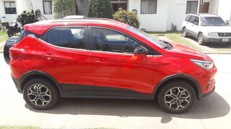 Tumomo.com En venta hermosa vagoneta electrica