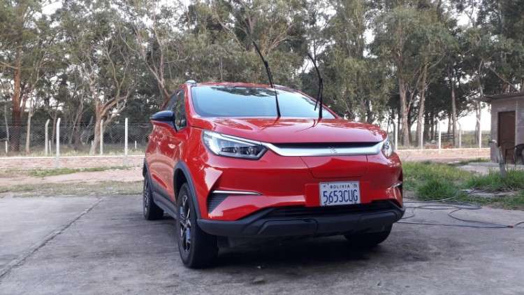 Tumomo.com En venta hermosa vagoneta electrica