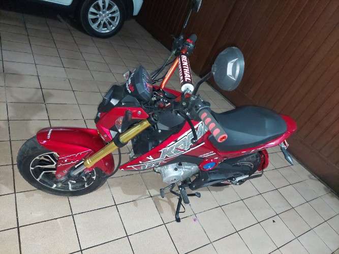 Tumomo.com Vendo moto maruti, korak 125 cc