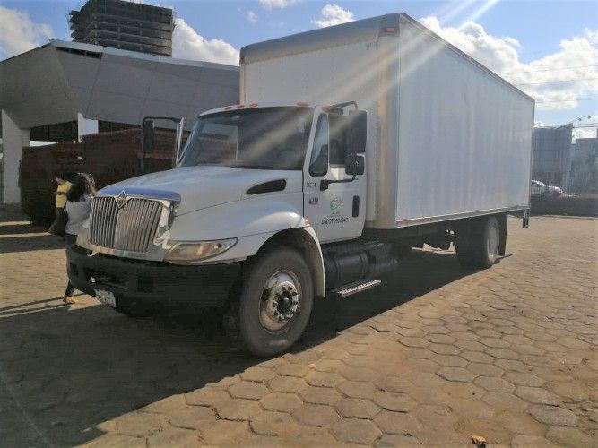 Tumomo.com Hermoso camión marca International